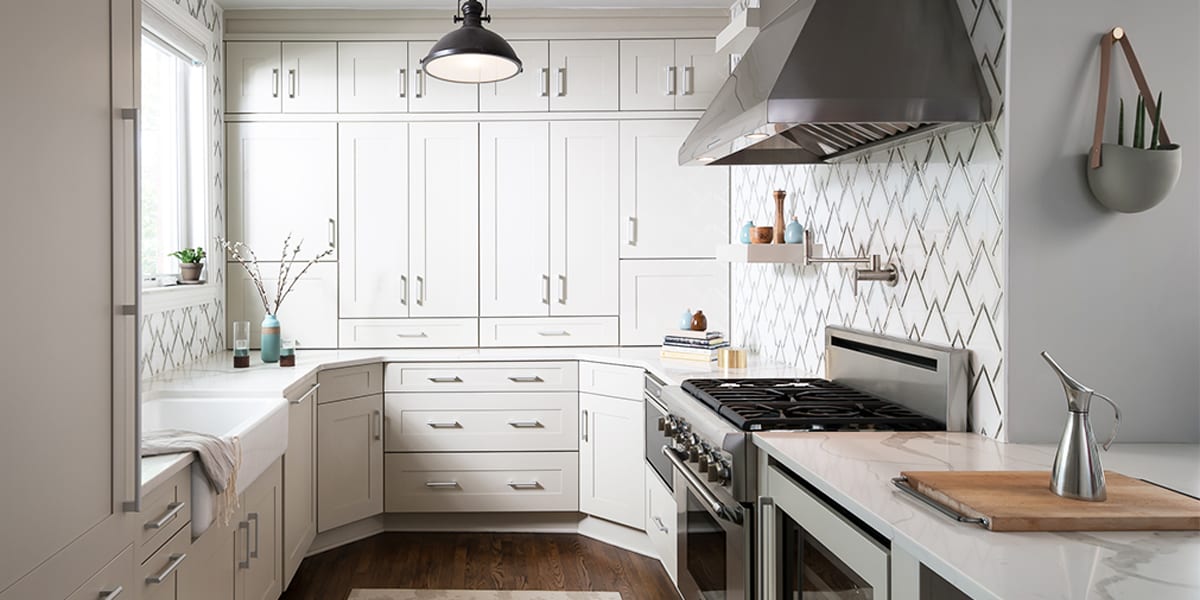 Borghini Classic Quartz Kitchen | Spazio Marble & Granite